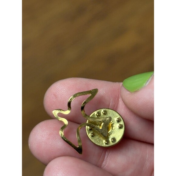 Jewelry | Dove Gold Tone Vintage Lapel Pin Religious | Poshmark